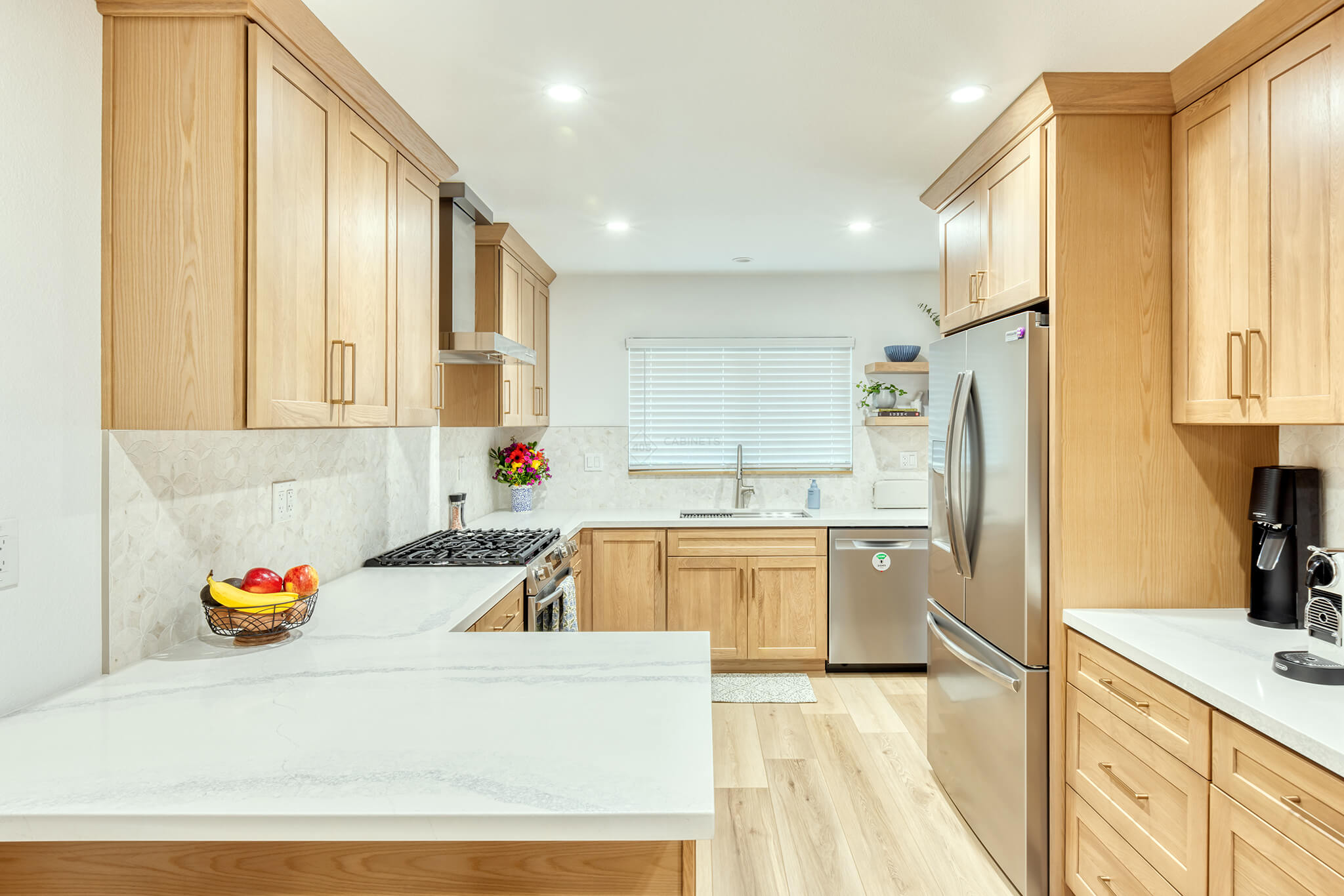 Michelle's Kitchen - 405 Cabinets & Stone